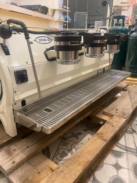 Second Hand & Used Coffee Machines for sale - United Baristas