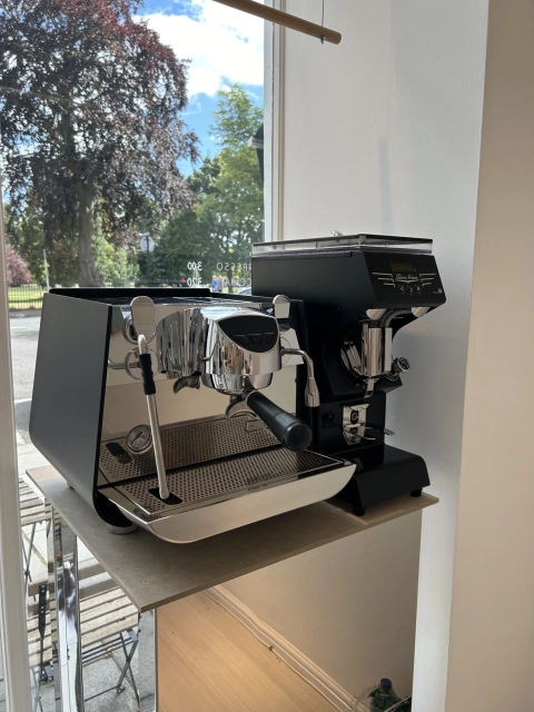 Second Hand & Used Espresso Machines - United Baristas